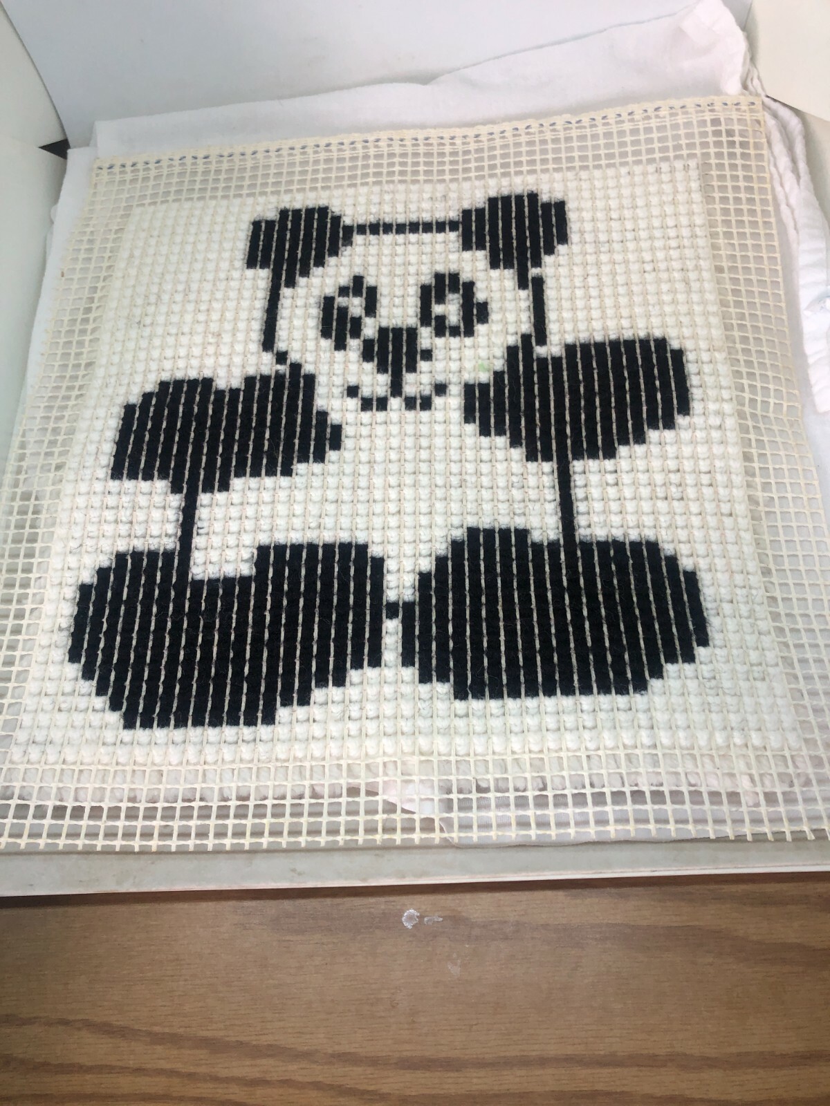 Vintage Panda Bear Latch Hook Rug Wall Hanging Carpet Shag Complete MCM ...