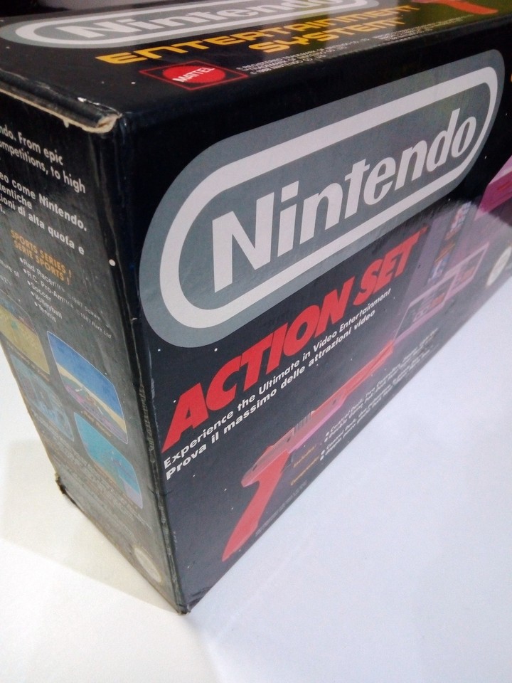 Nintendo NES Action Set Vintage Retro Video Game System Console PAL ...