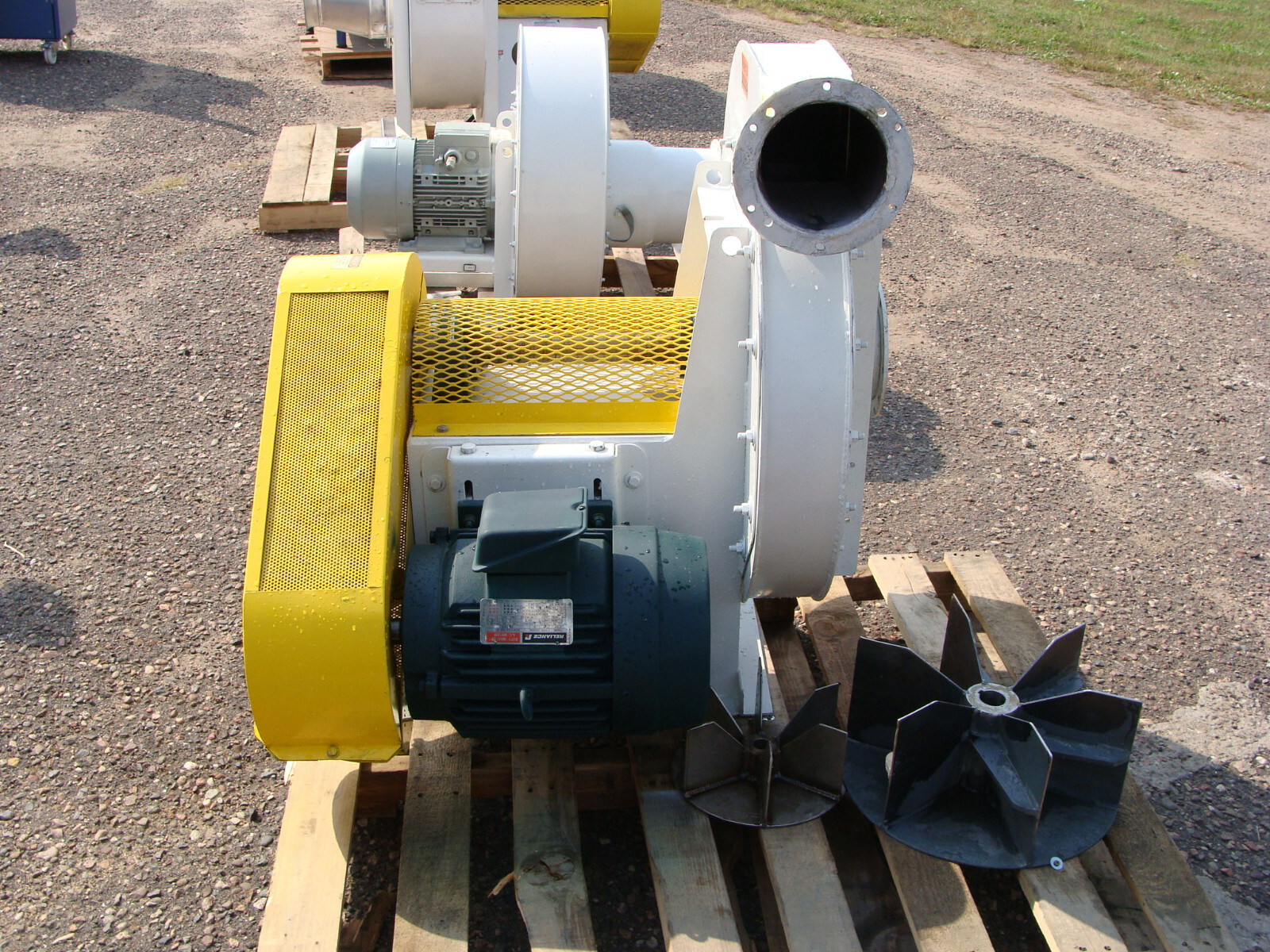 AMERICAN FAN BLOWER 0VP3-6-22A 10HP 3600RPM W/RELIANCE MOTOR P21F372 ...