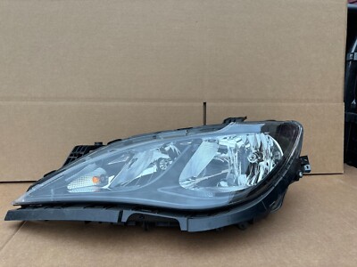 2017-2020 Chrysler Pacifica Left Driver Side Halogen Headlight OEM ...