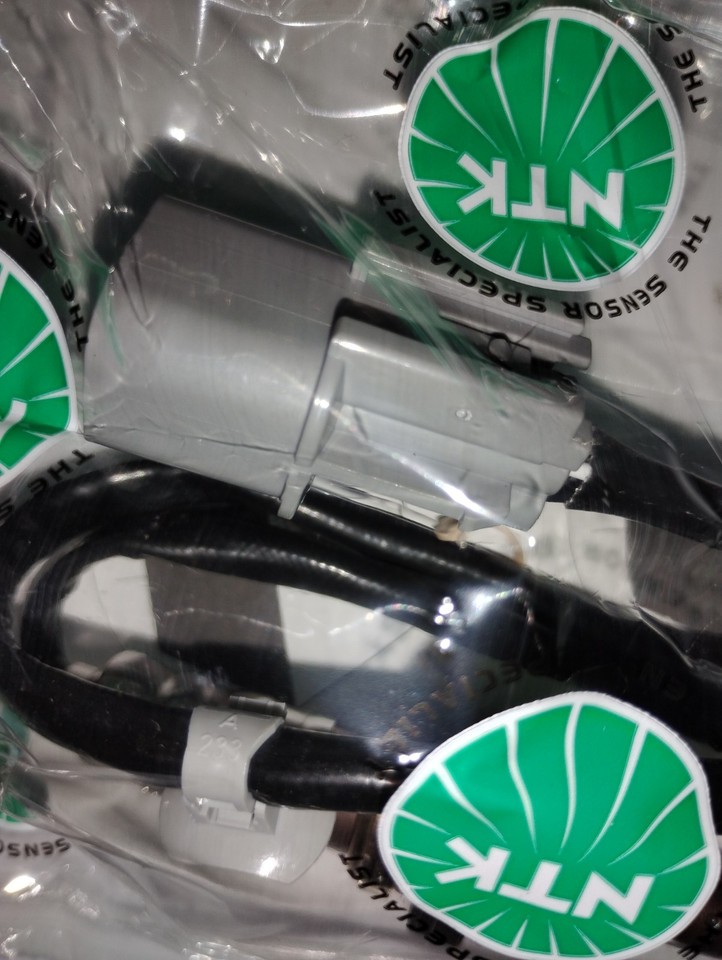 NTK Oxygen Sensor 25196 | eBay