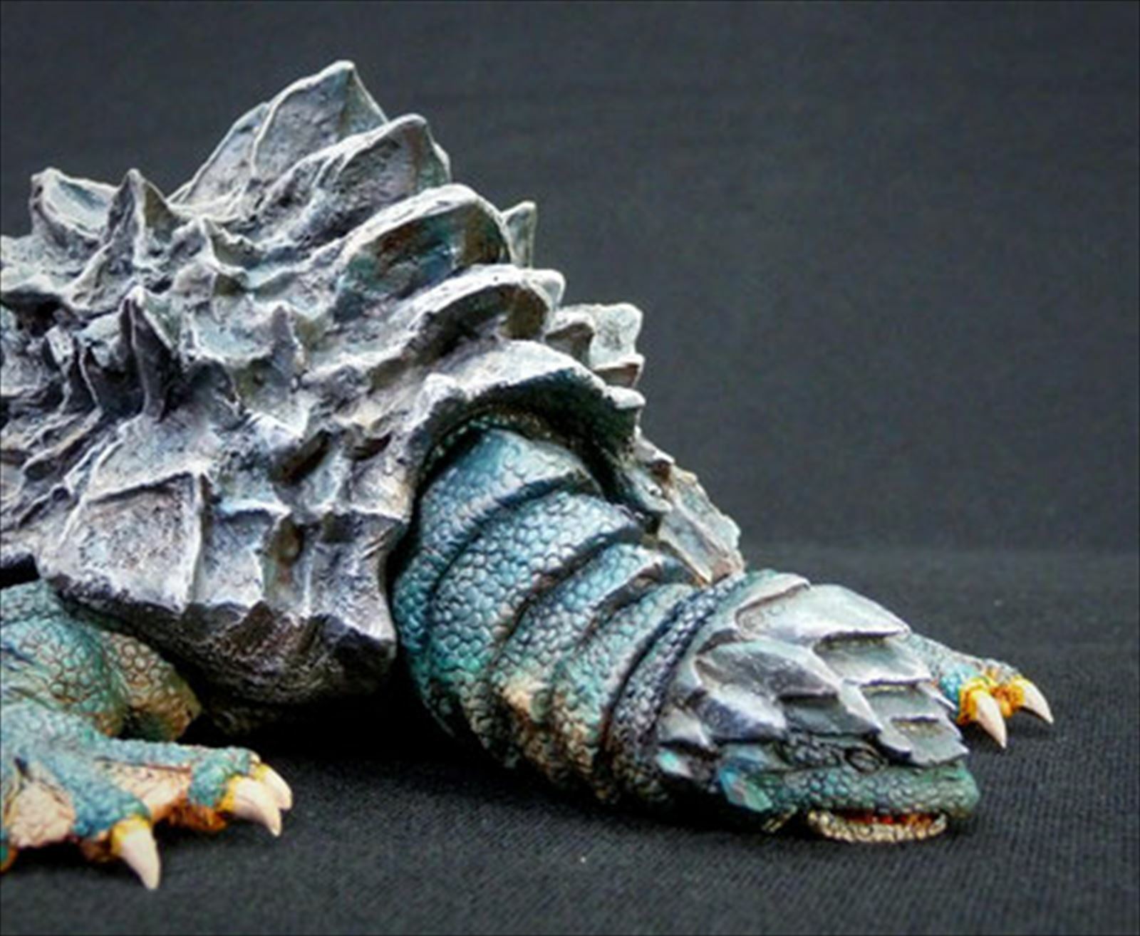 Kamoebas 2003 1/150 Scale Resin Assembly Kit GOWROW Godzilla Mothra ...