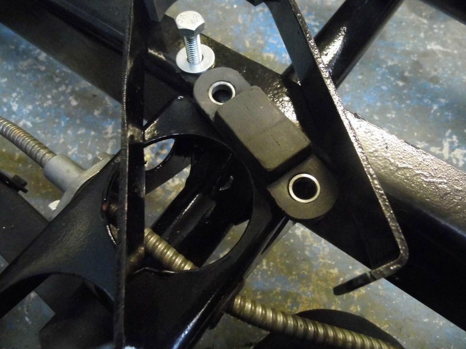 MG TC Rear Axle Restraint Straps and Washers | eBay UK