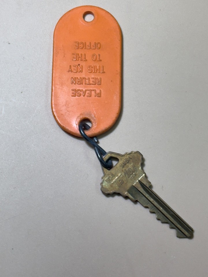 Vintage Hotel Motel Room Key Fob with Key #C 19 | eBay
