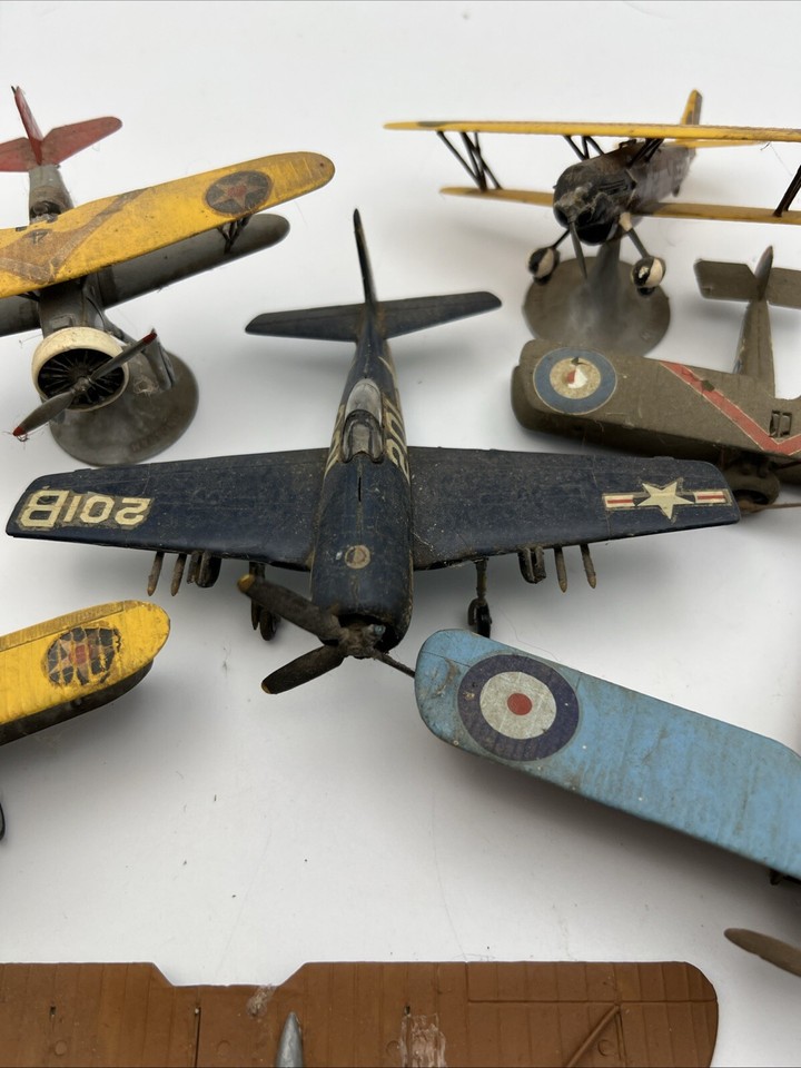 Collection of 16 Vintage Military Airplanes JETS Models Kits Dusty AS ...