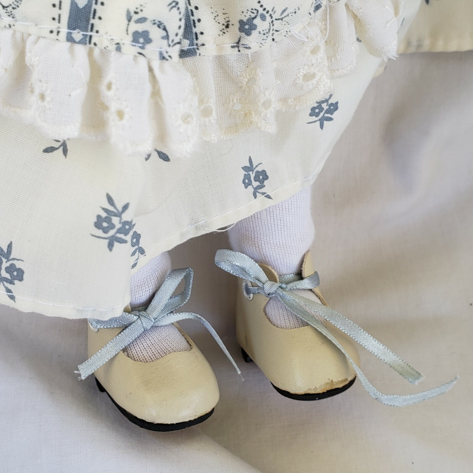 Delton Porcelain Girl with Bunny Blonde hair Blue Eyes Collectable Doll ...