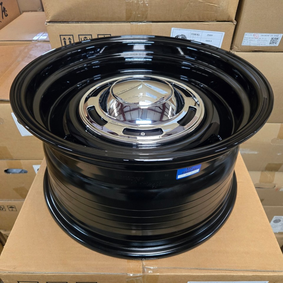 17" Gloss Black with Chrome MOON Wheels 17x9 0mm 6x139.7 6x5.5 Vintage ...