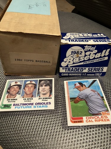 1982 Topps Traded Baseball Complete Set w/ Cal Ripken & Topps Regular ...