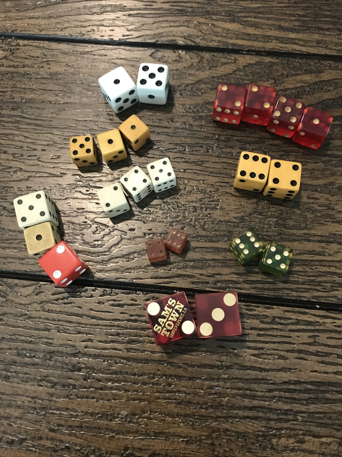 Mixed Lot of Large And Small Dice. Sam’s Town, Green Dice Only 5s. Cool ...