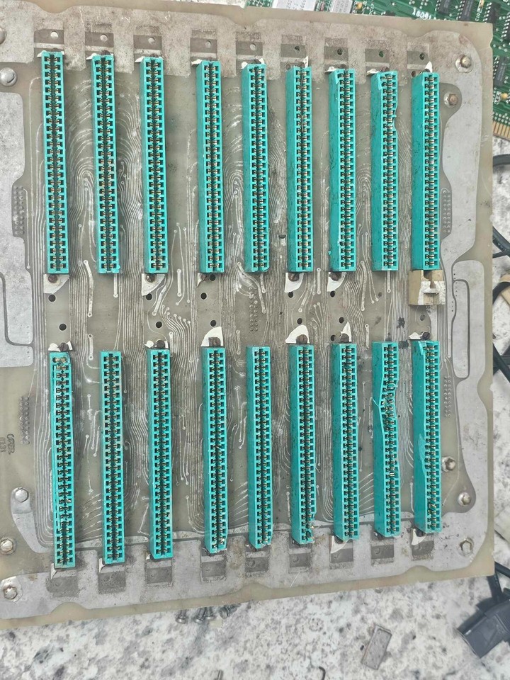 2.8LB Vintage Scrap Recovery PM Heavy Plated Gold Connector Pin Board ...