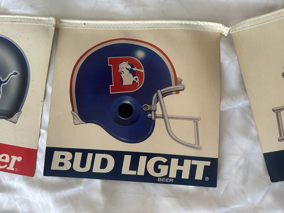 VINTAGE NFL HELMET BANNER BRONCOS PATRIOTS LIONS CHIEFS FALCONS SAINTS ...