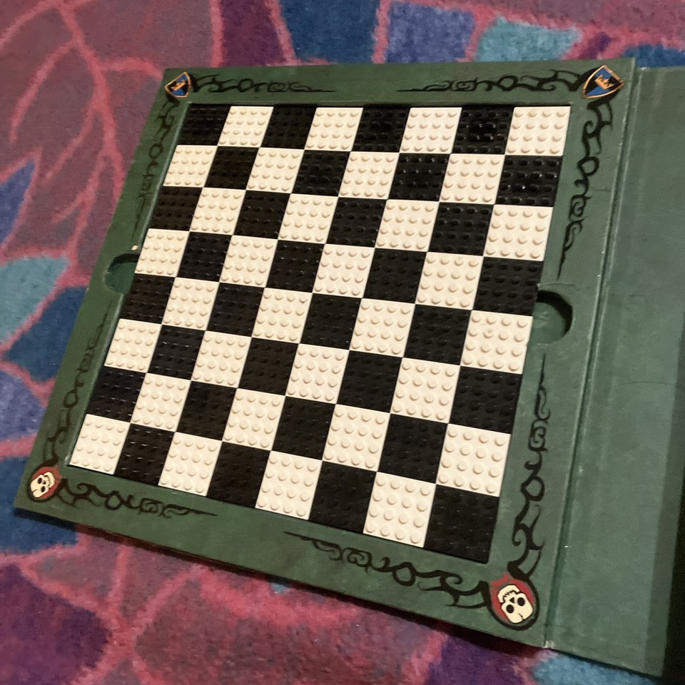 Vintage 852001 LEGO Castle Chess Set | eBay