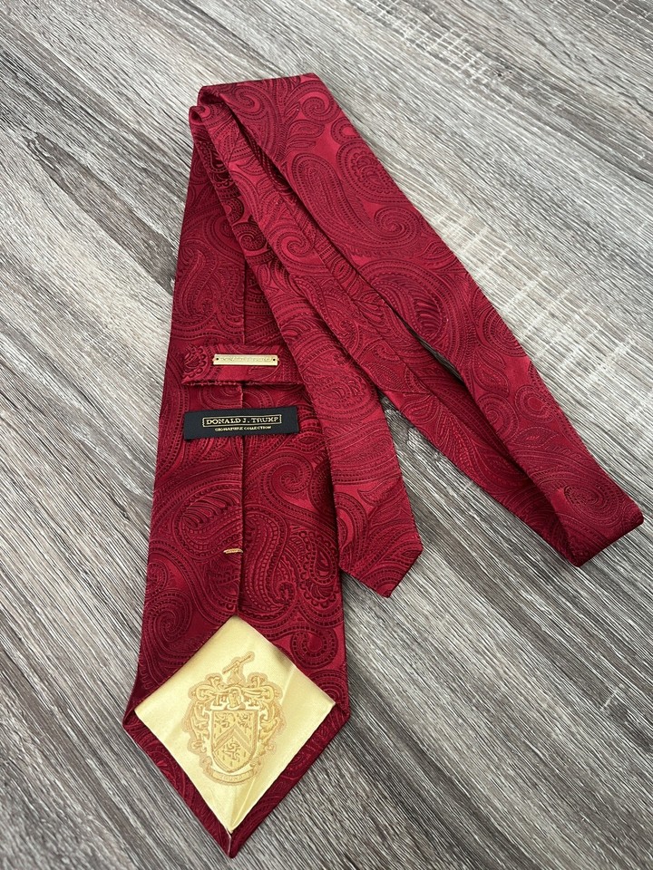 Donald Trump Signature Collection Red Paisley SILK Tie Presidential ...