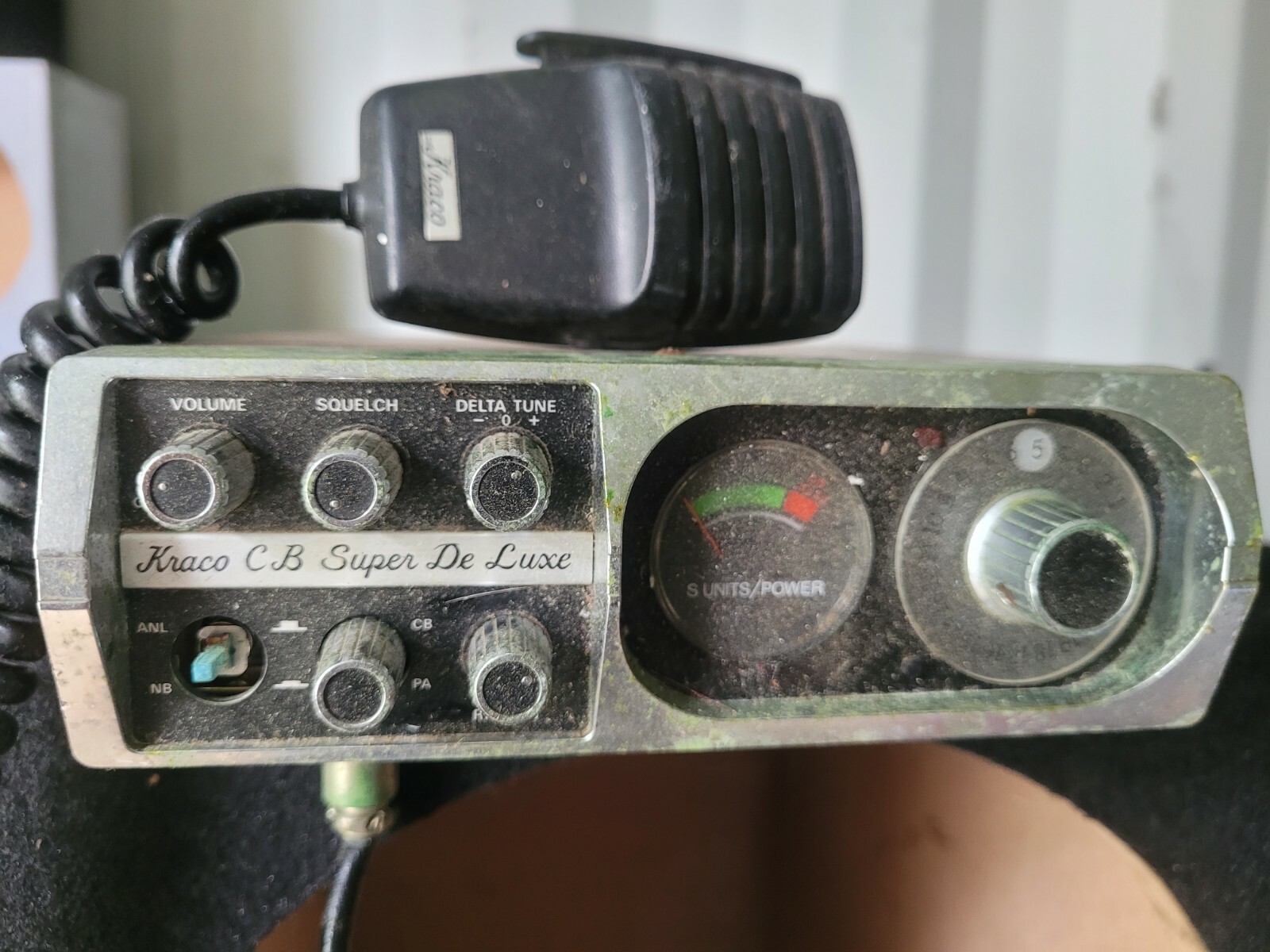 Vintage Cb Radio SOLD AS IS NO RETURNS may or may not work HAS NOT BEEN ...