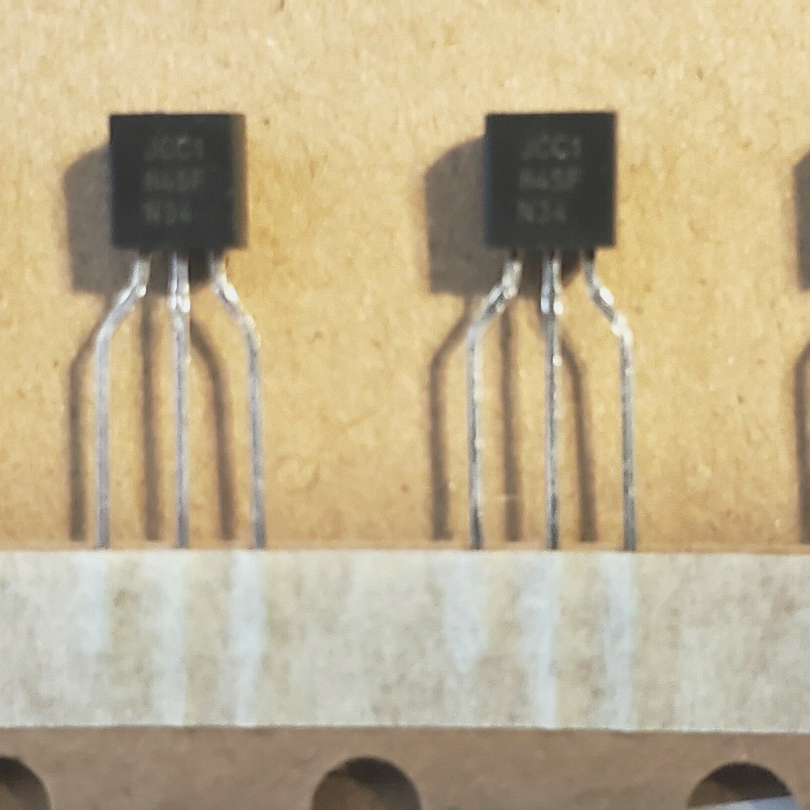 Fairchild KSC1845FTA 10 Transistors Replacement For 2SC458 2SC1845 ...