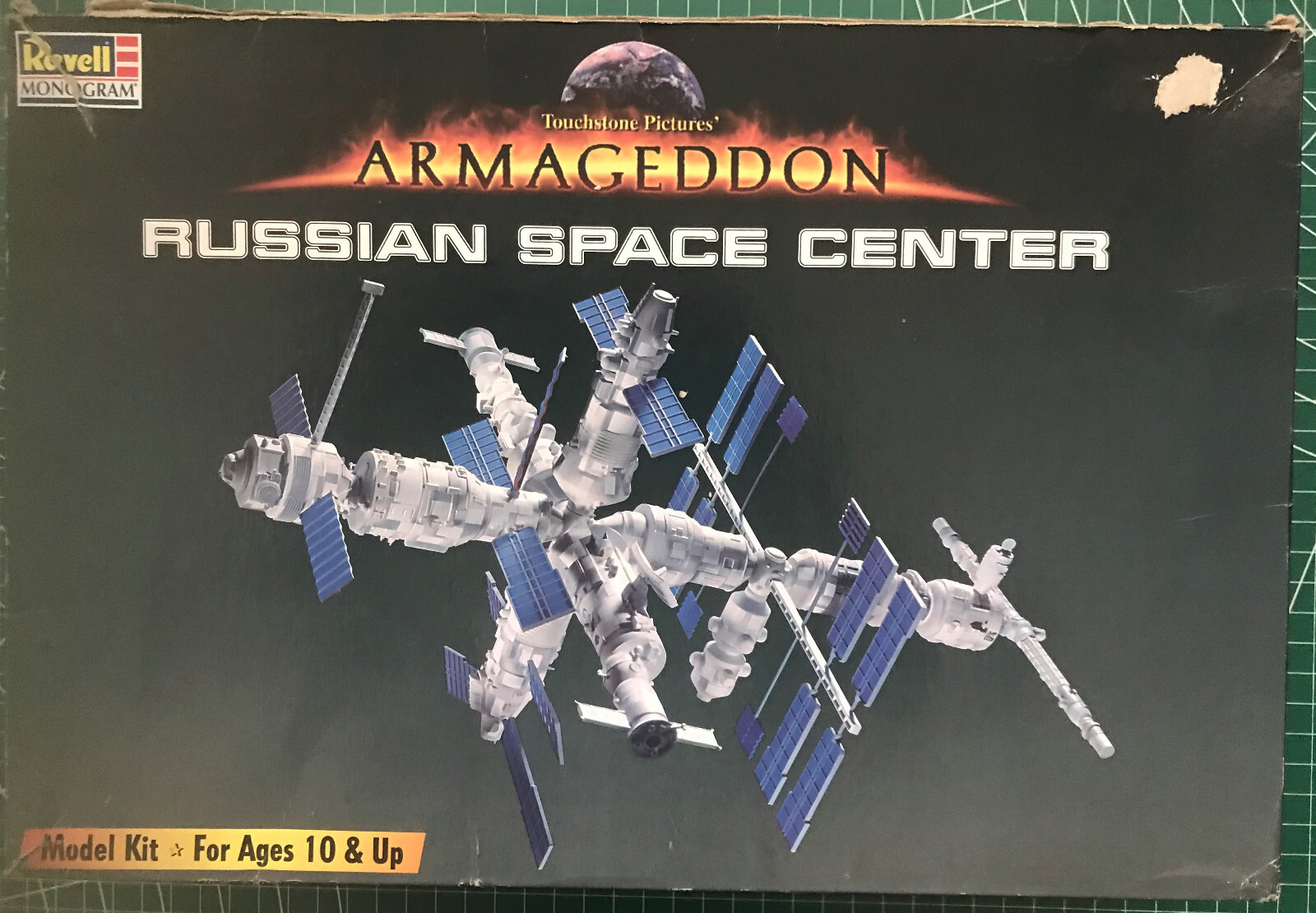 Revell Monogram Russian Space Center Mir Space Station Model kit 1/144 ...