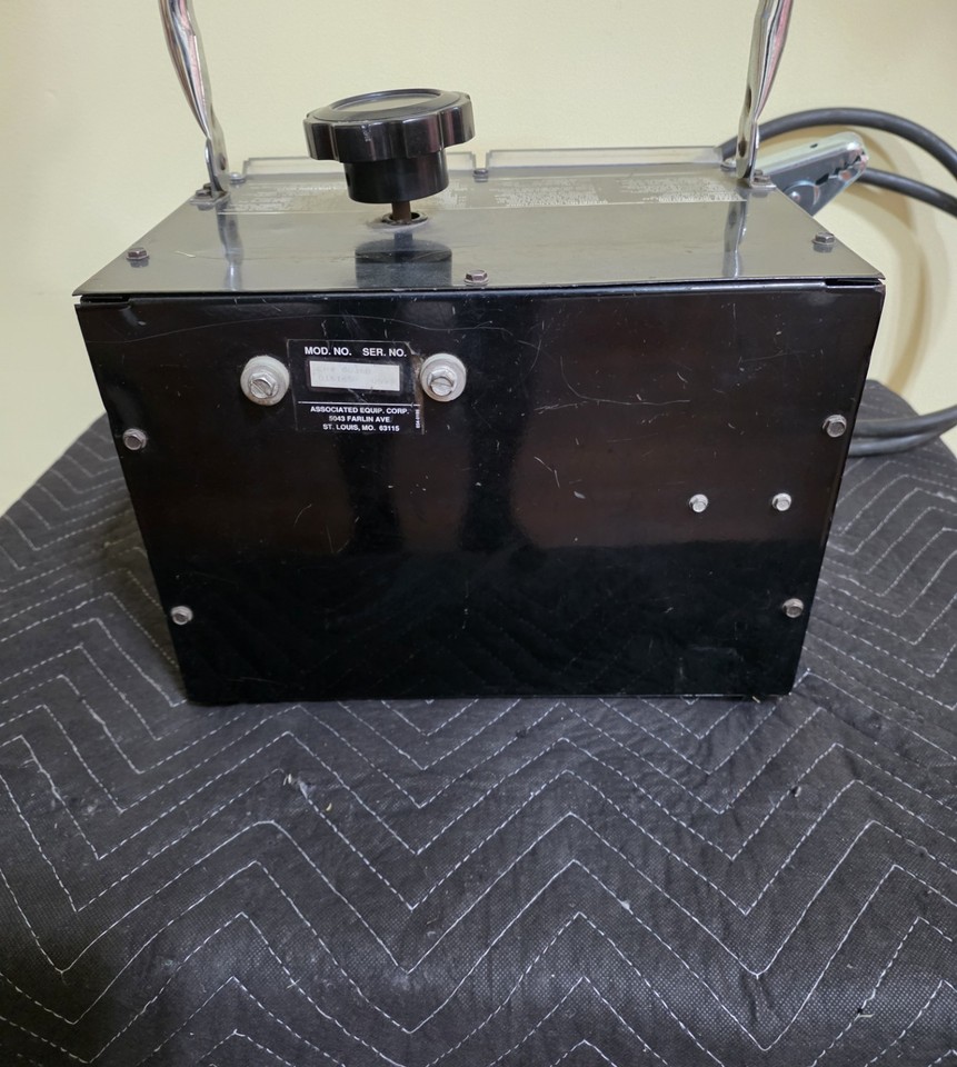 Associated 6036B Battery Load Tester, Carbon Pile, 0-16 Volts DC, 0 ...