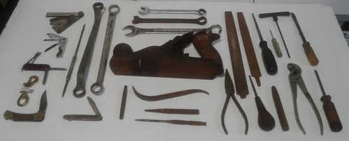 TOOL LOT GARAGE JUNK DRAWER VINTAGE & MODERN TREASURES TOOLS & KNIVES ...