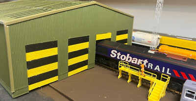 Model Railway Modern Diesel TMD Depot four lane 300mm long OO/1:76 ...