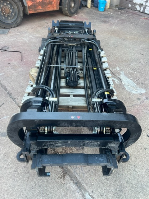 05-8FBM35T FSV 3 Stage Toyota Forklift Mast new Condition / Toyota ...