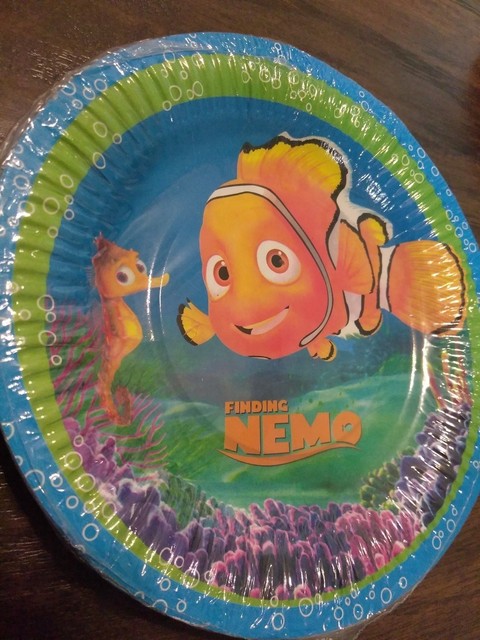 Finding Nemo dessert plates cake paper plate kid birthday party fish ...