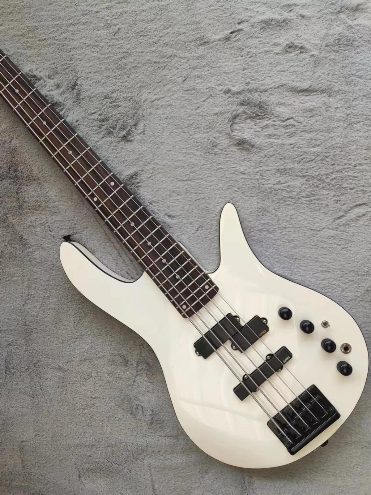 High Quality New White 5-string Bass Electric Guitar and Mahogany ...