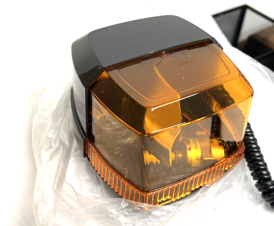 Federal Signal Fire Beam SAE-W3-92 Model FB3SM Warning/ Fire Light | eBay