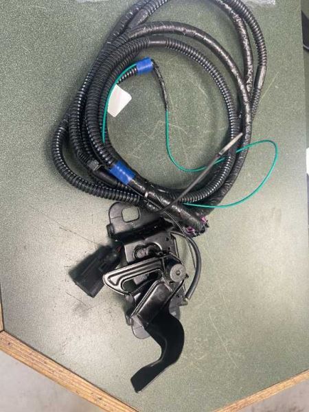 Hub Assembly PN 15946732 Brand New OEM 2006 Chevrolet Silverado 1500 | eBay