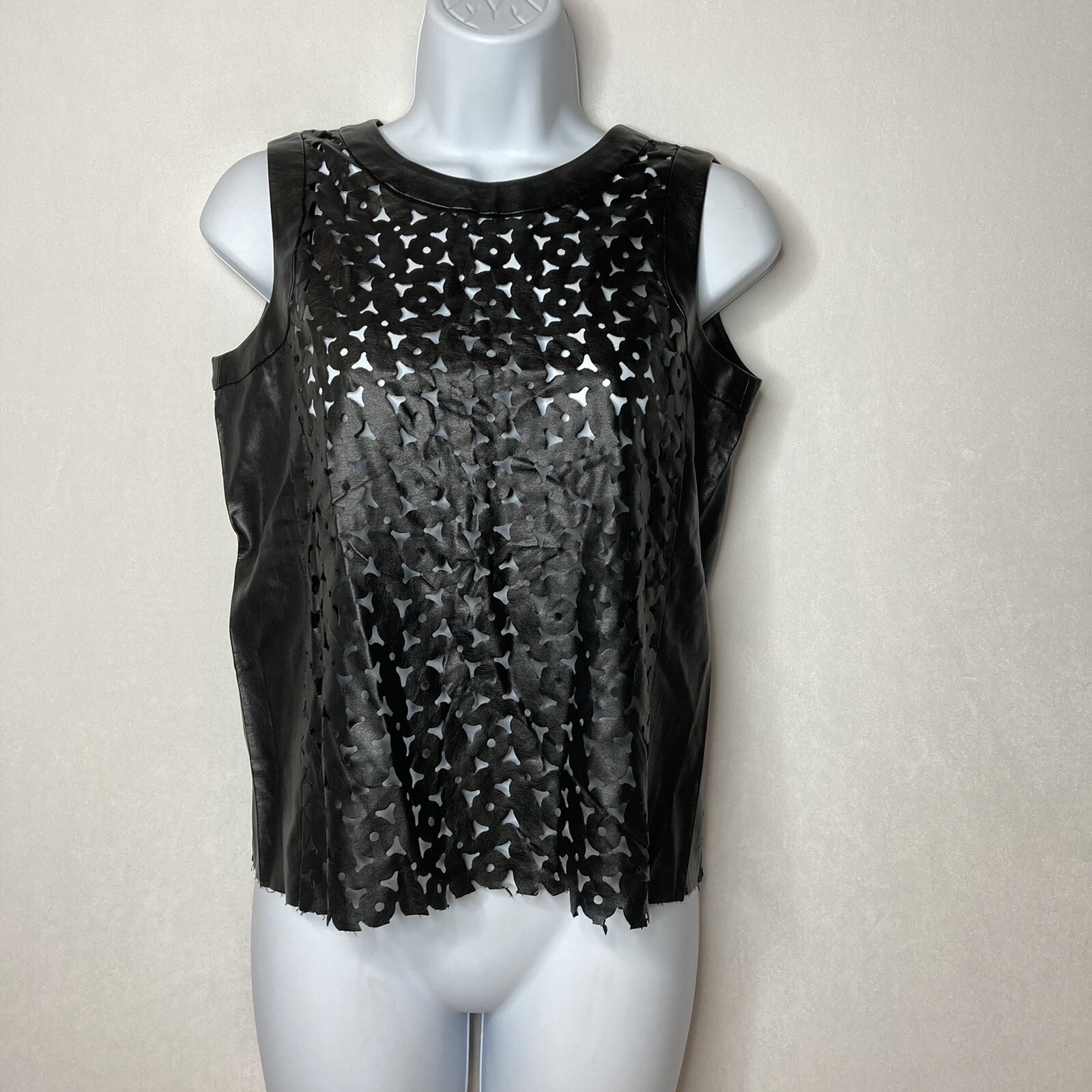 1.State Women's Faux Leather Shell Black Lazer Cut Sleeveless Size XS ...