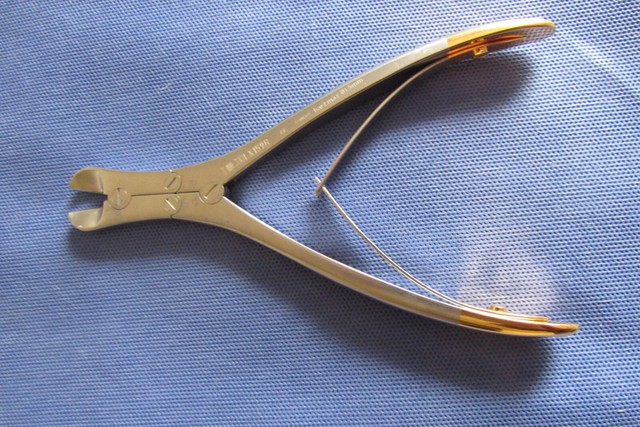 Aesculap LX159R Surgical Reill Wire Cutter 15mm 7" for sale online | eBay