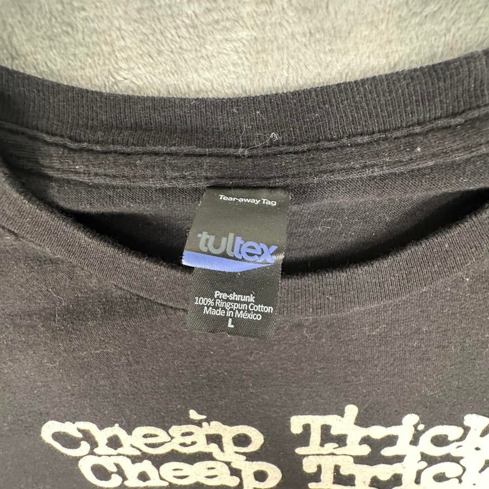 Cheap Trick 2017 Tour Black Lighting Bolt Rock Music Graphic Band T ...