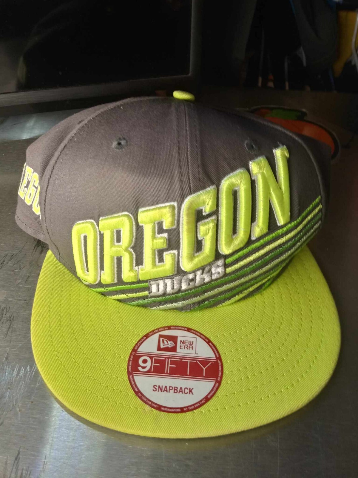 Vintage NCAA Oregon Ducks Neon Snapback Hat New Era Flat Bill 9FIFTY | eBay