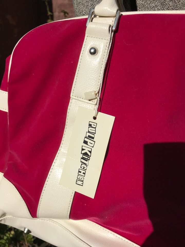 Pulp Kitchen Dangerfield Hello Brooklyn bag ruby red velvet pink white ...
