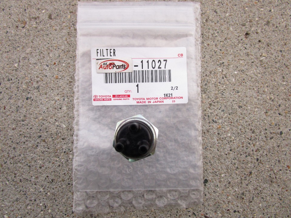 FITS: 79 - 91 TOYOTA PICKUP GAS FUEL FILTER OEM BRAND NEW | eBay
