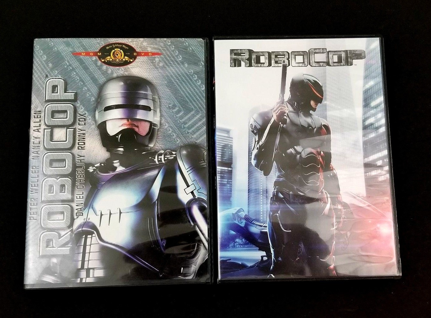 Joel Kinnaman Robocop Silver