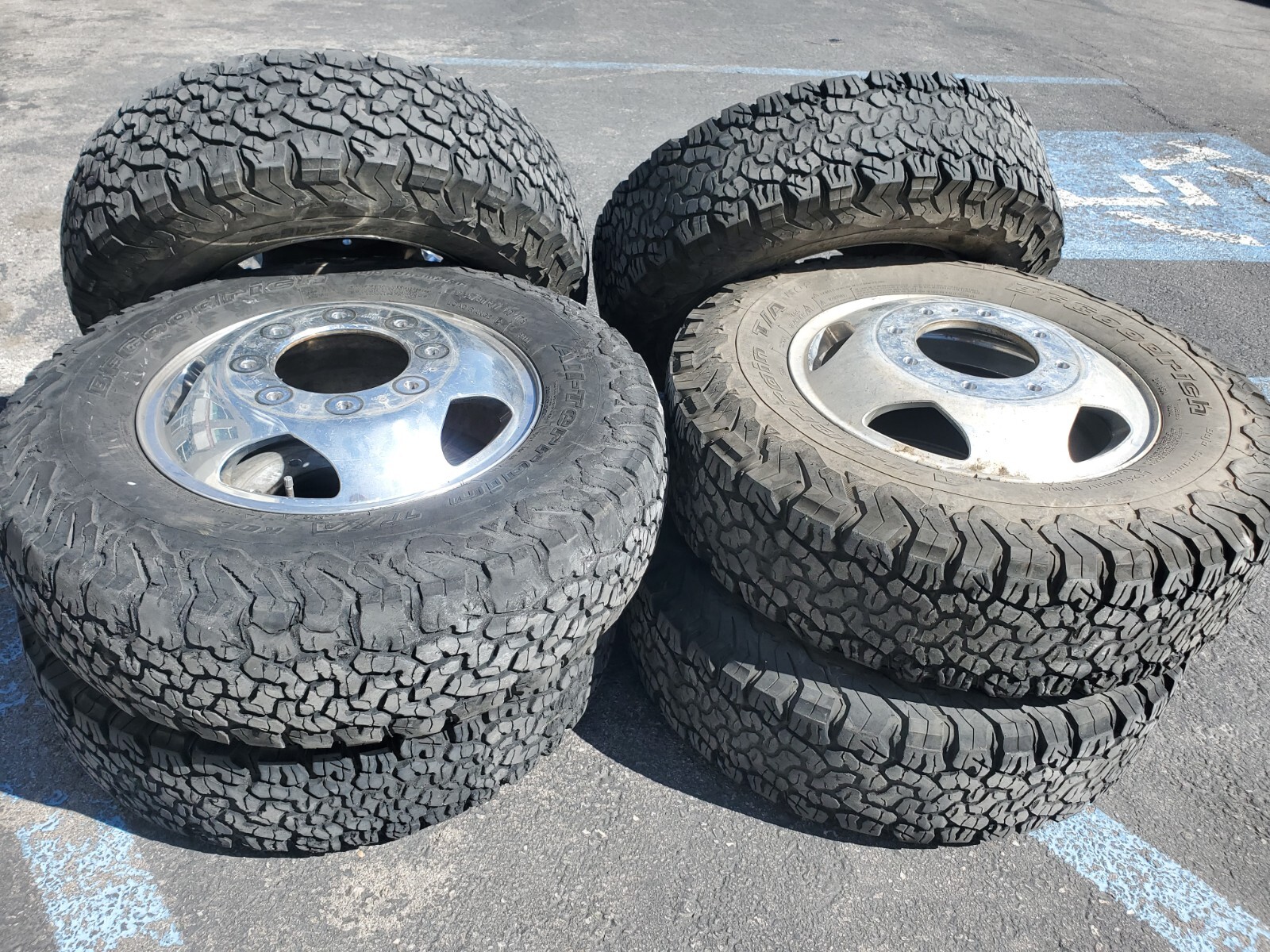 17" GMC SIERRA HD 3500 DUALLY DRW WHEELS BFG KO2 A/T TIRES OEM CHEVY ...