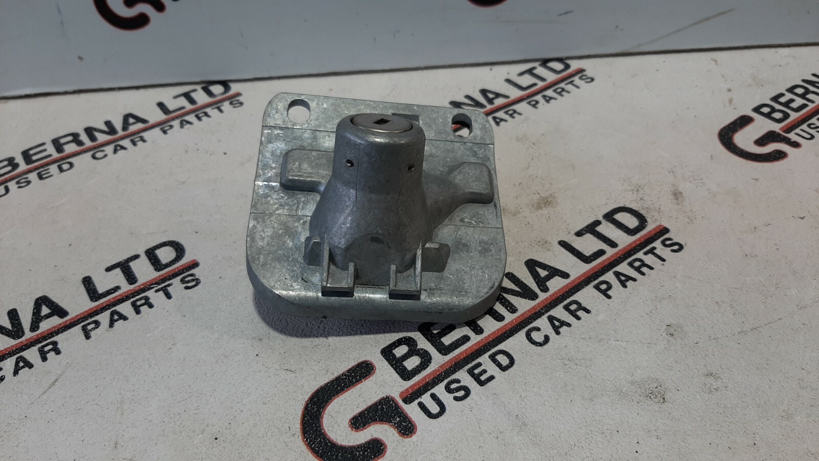 GENUINE VOLVO S80 2006-2016 REAR BOOT TRUNK LID LOCK LATCH MECHANISM ...