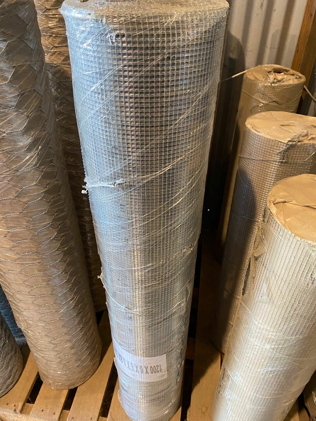 Aviary Mesh, Weld Mesh 90cm x 25mm x 25mm x 1.24mm wire - 30m roll ...