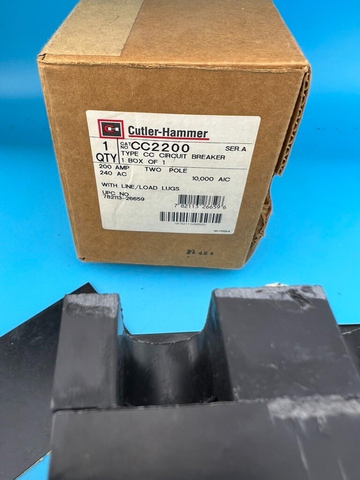 Cutler-Hammer CC2200 200 Amp 2 Pole Circuit Breaker Eaton CC 240V 200A ...