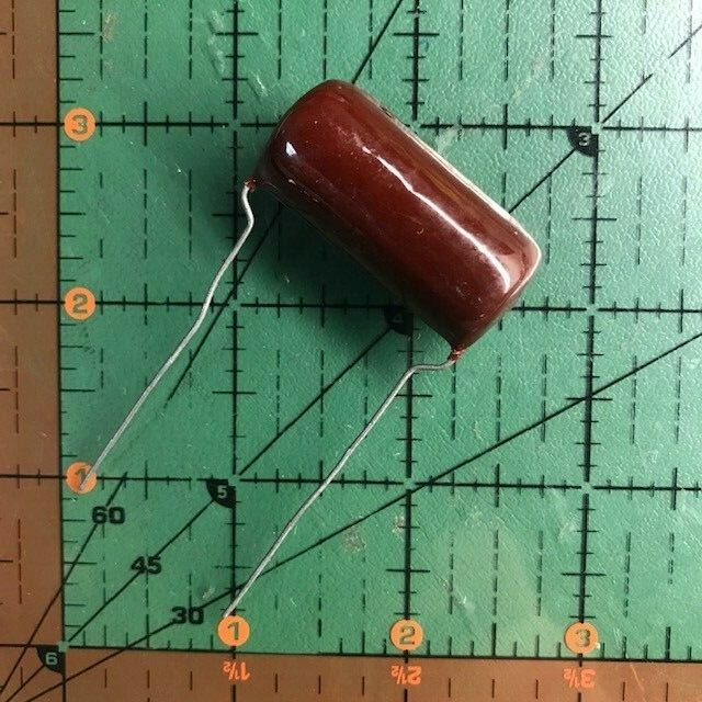 El Menco Radial Mylar Capacitor .5uF 200v 10% VINTAGE (.47uF) 500nF ...