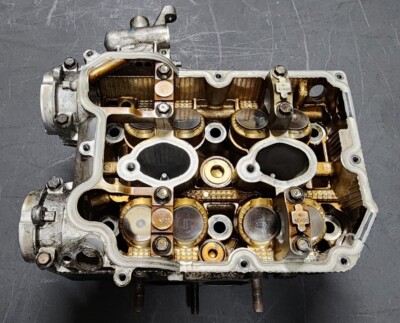 04-06 Subaru WRX STi B25 LH Driver Cylinder Head EJ257 Complete But No ...