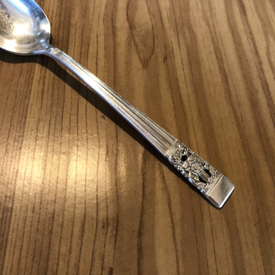 Oneida Community CORONATION Silver Plate Pierced Flatware 1936 CHOICE ...