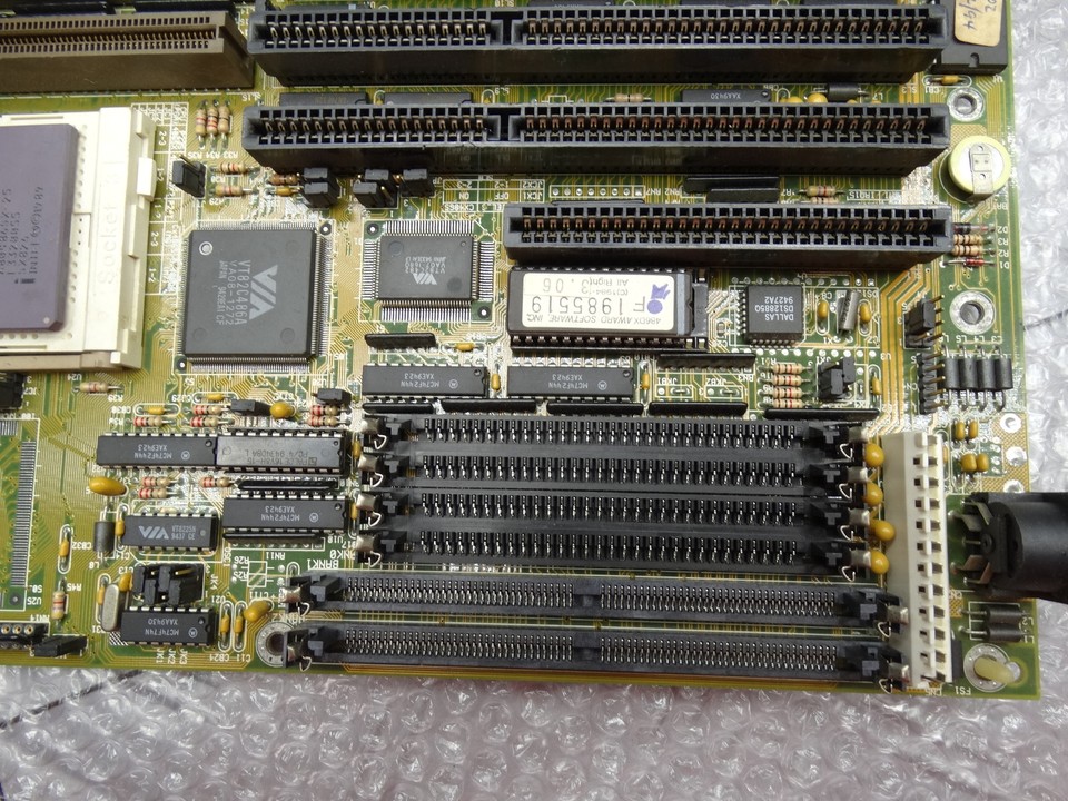 Magitronic Socket 3 Vintage Motherboard 486-GVT-2 + Intel 486 CPU ...