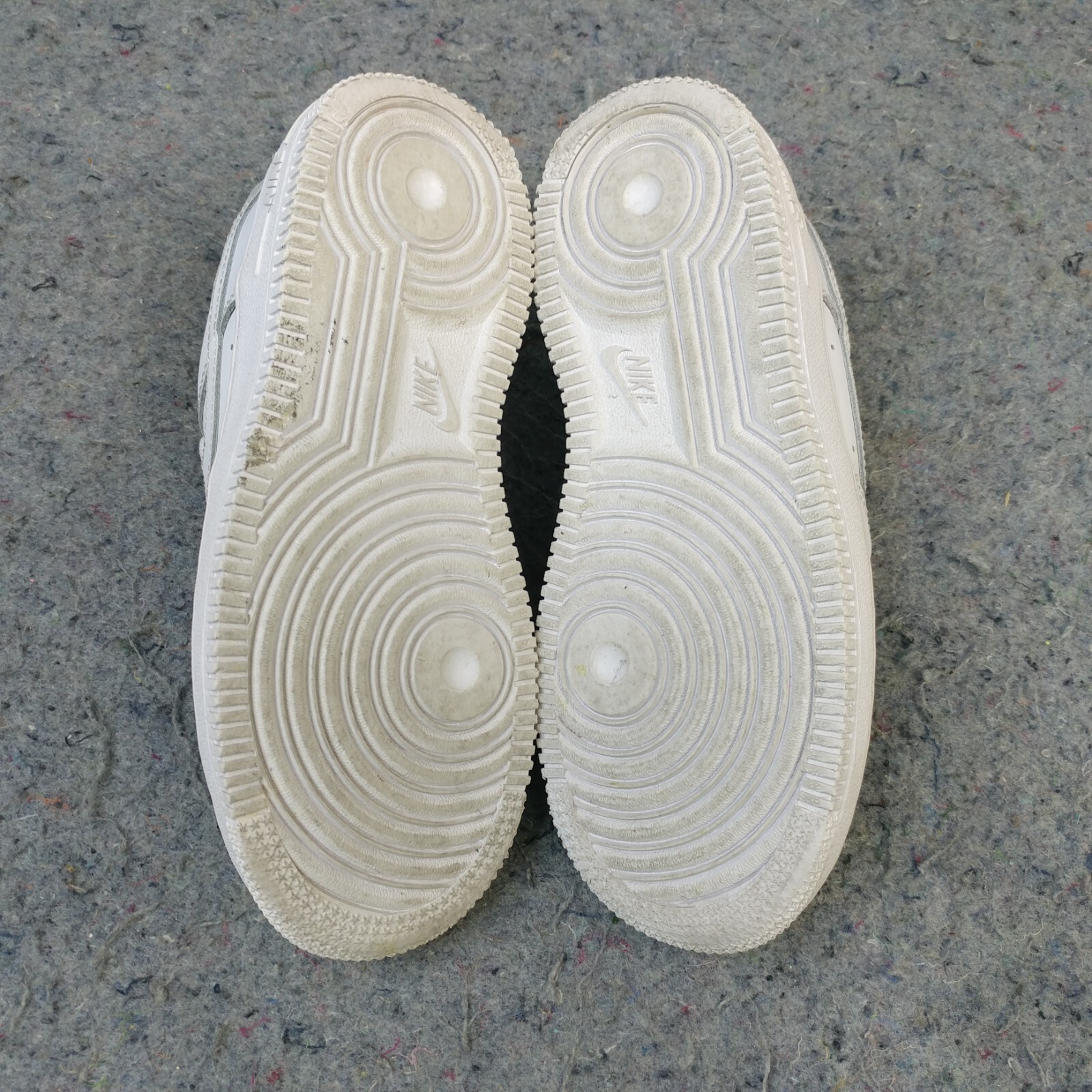 Nike Air Force 1 Boys Size 13C Shoes Pre School Sneakers White DH2925 nike-air-force-1-boys-size-13c-shoes-pre-school-sneakers-white-dh2925
