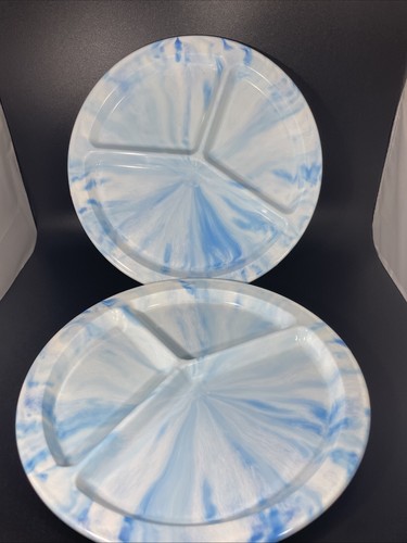Trump Plastics Inc Trumpet-ware Divided Plates Blue White Swirl Patter ...