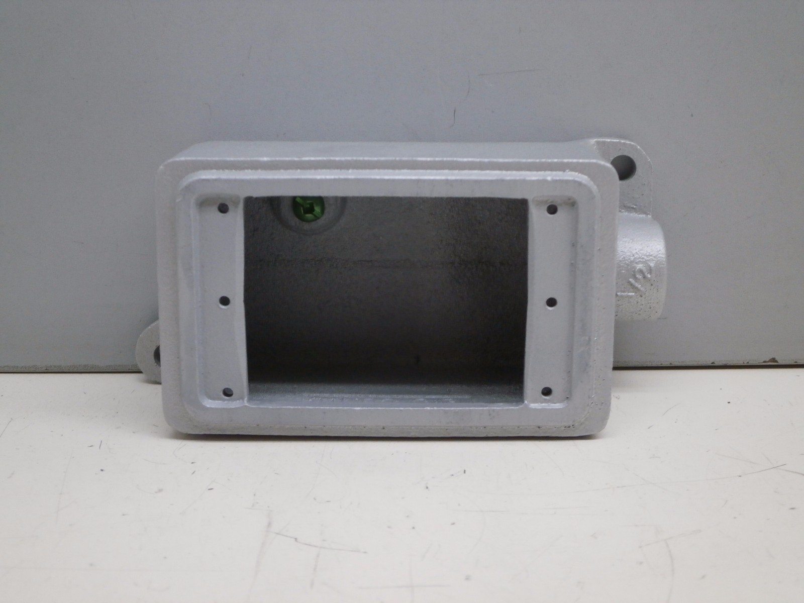 OZ/Gedney FS150 Malleable Gray Iron Cast Device Box Single Gang 1/2 ...