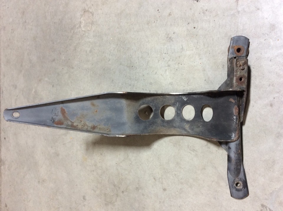 1983 HONDA ODYSSEY FL250 FL 250 ENGINE BRACKET MOUNT 83 | eBay
