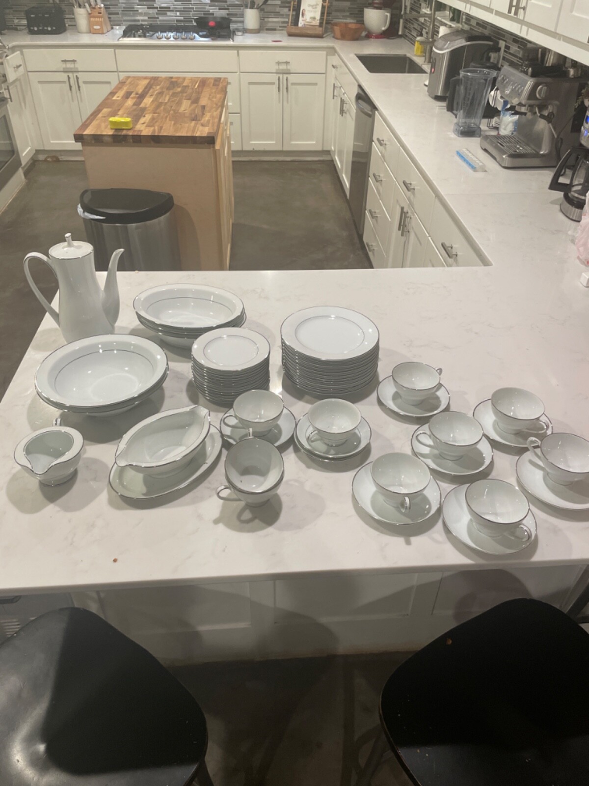 Farberware Wellesley 486 China Dinner 12 Place Set | eBay