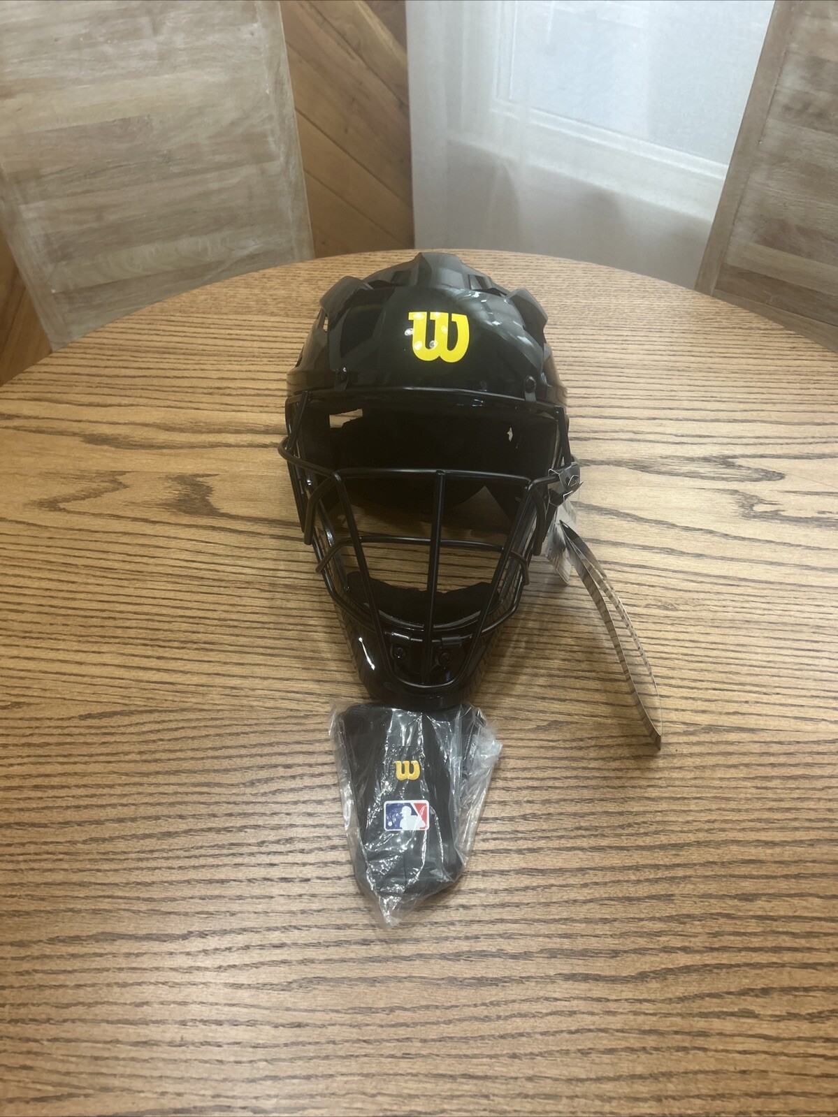 Wilson Catchers Umpires Helmet Mask Face Protection 6 1/2"-7 1/8" Model ...
