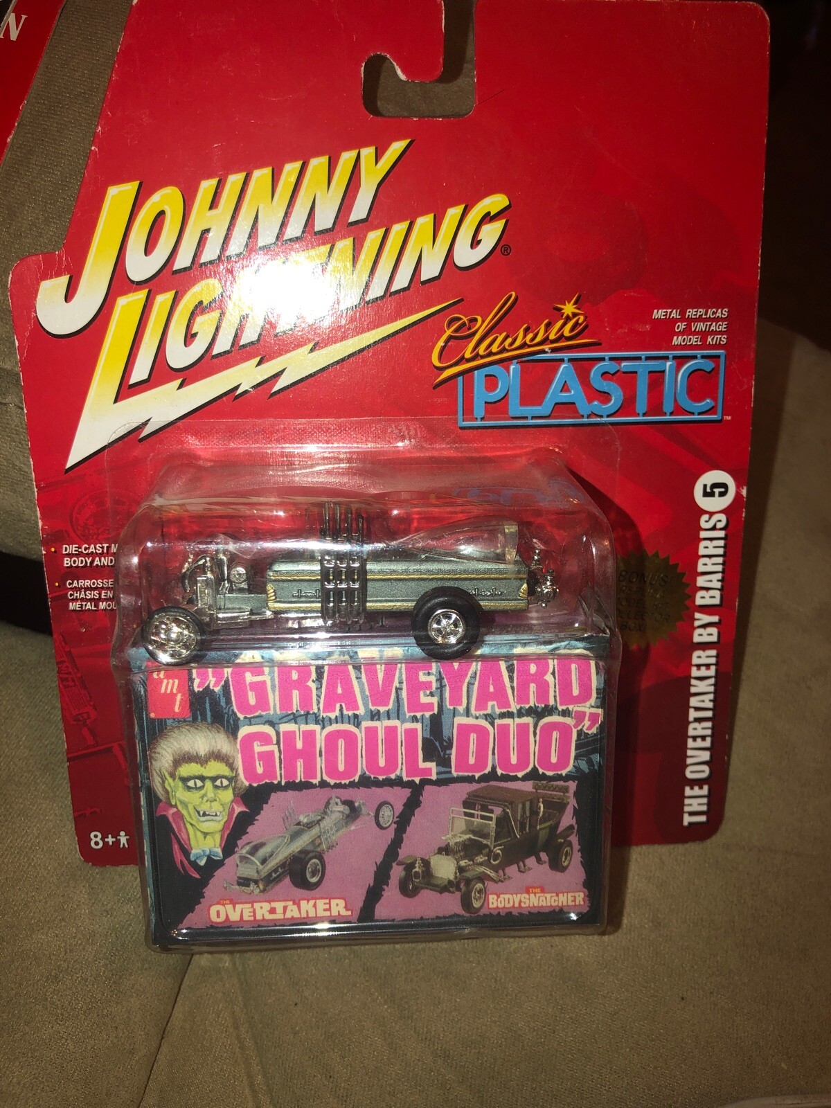 GRAVEYARD GHOUL DUO AUTO WORLD OVERTAKER BODYSNATCHER BARRIS AMT MODEL ...